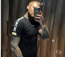 Exeter Gay Escorts: Male Escorts & Massage - Vivastreet